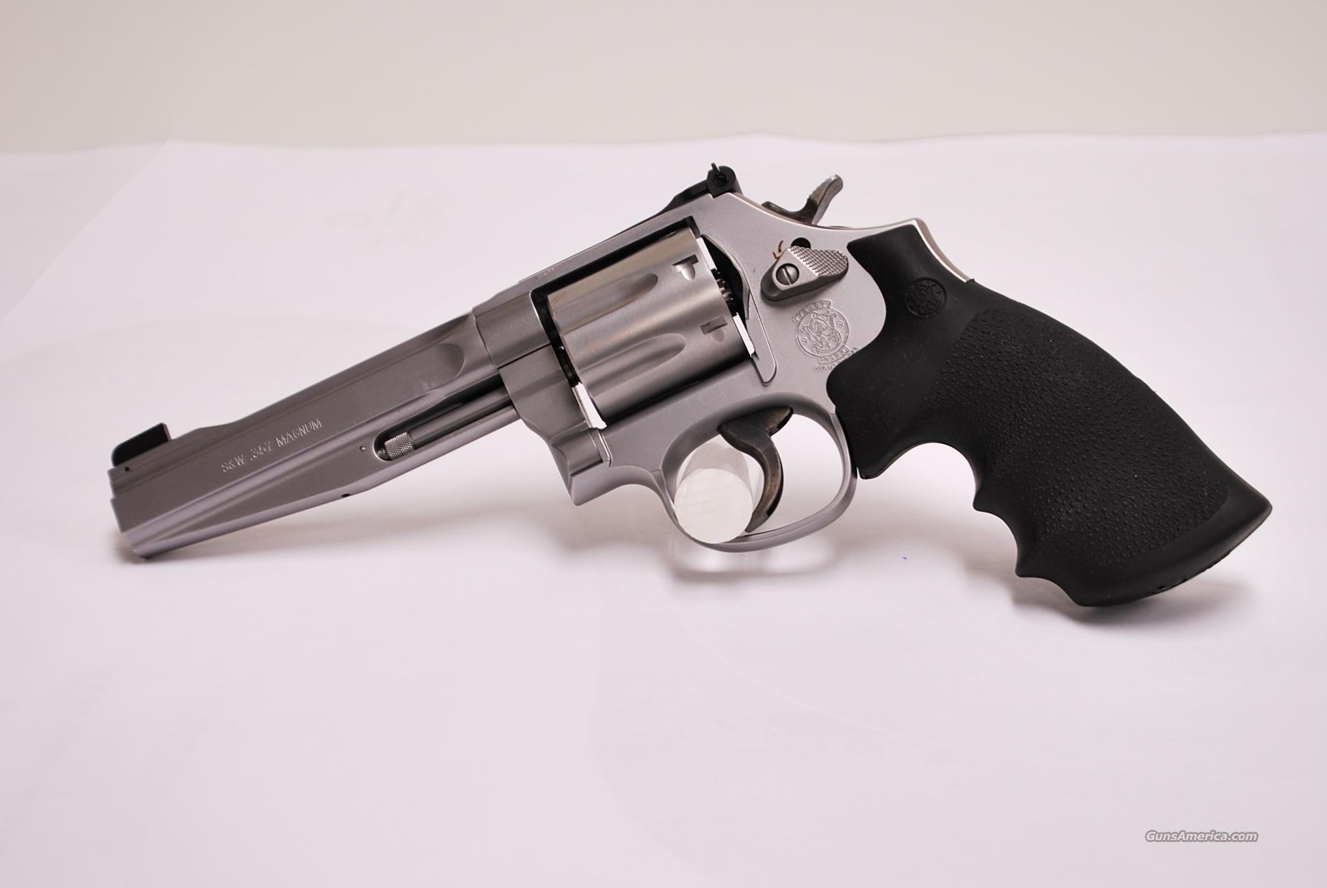 SMITH & WESSON 686 Plus Pro Series ... for sale at Gunsamerica.com ...