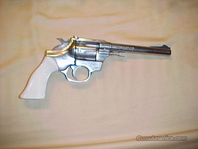 High Standard Sentinel R-101 revolver 22LR for sale