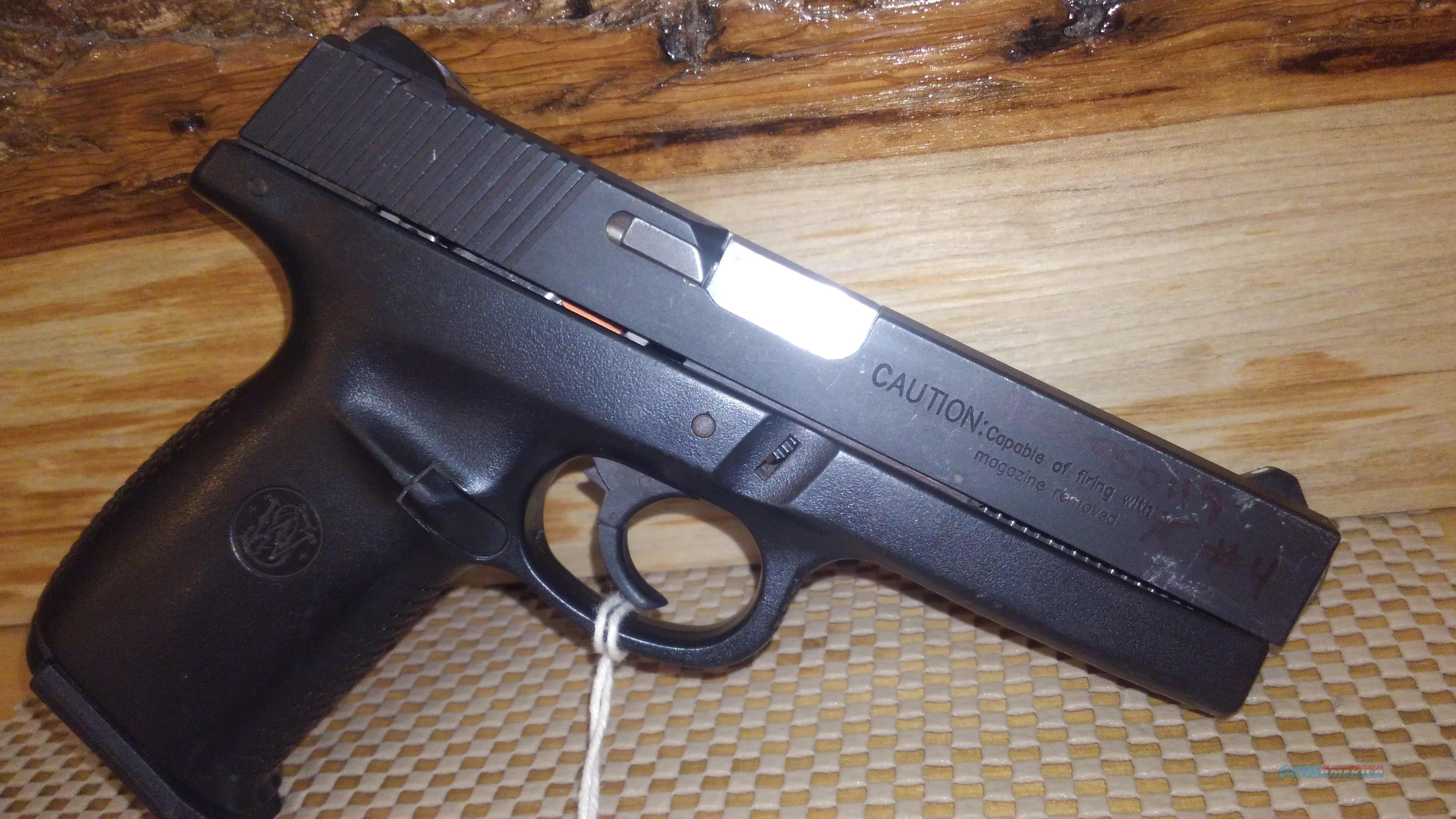 SMITH&WESSON SW40F .40CAL 1-10RD MA... for sale at Gunsamerica.com ...