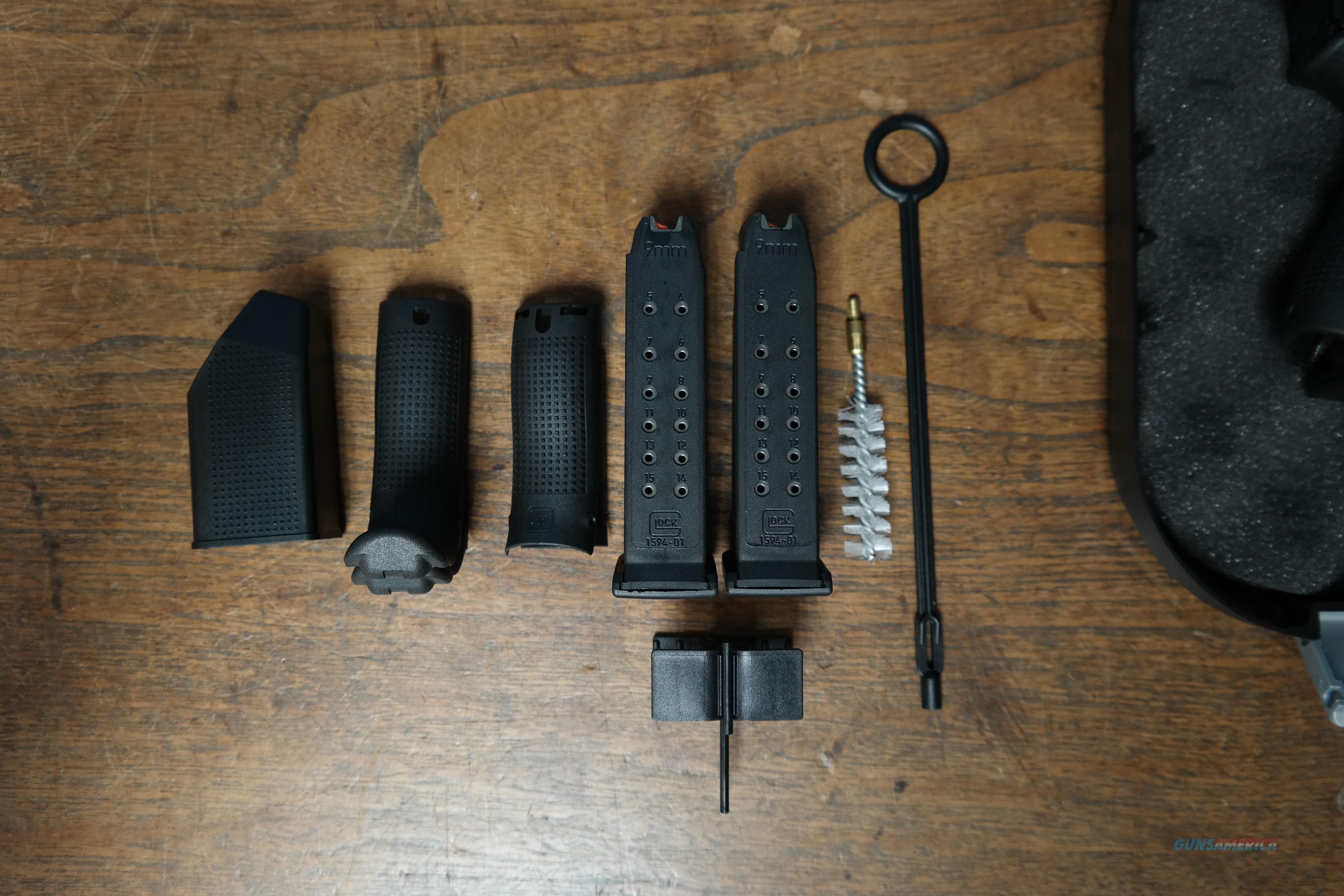 Glock 19 Gen 5 Custom Versace Edit... for sale at Gunsamerica.com ...