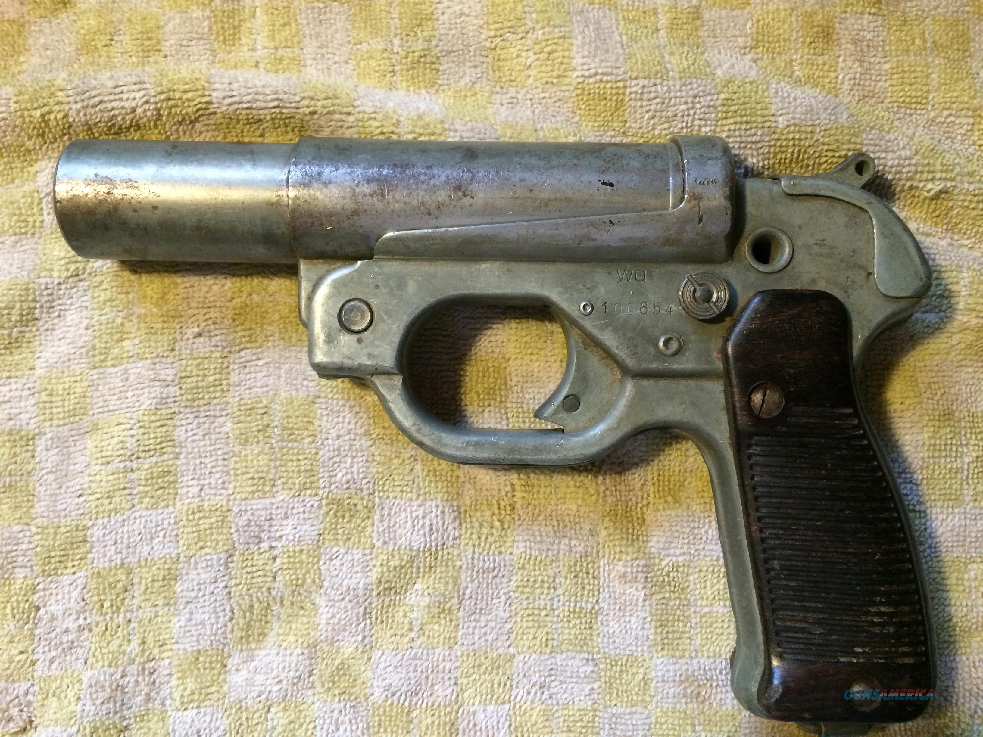 WW2 German LP-42 Signal flare gun for sale at Gunsamerica.com: 937924192