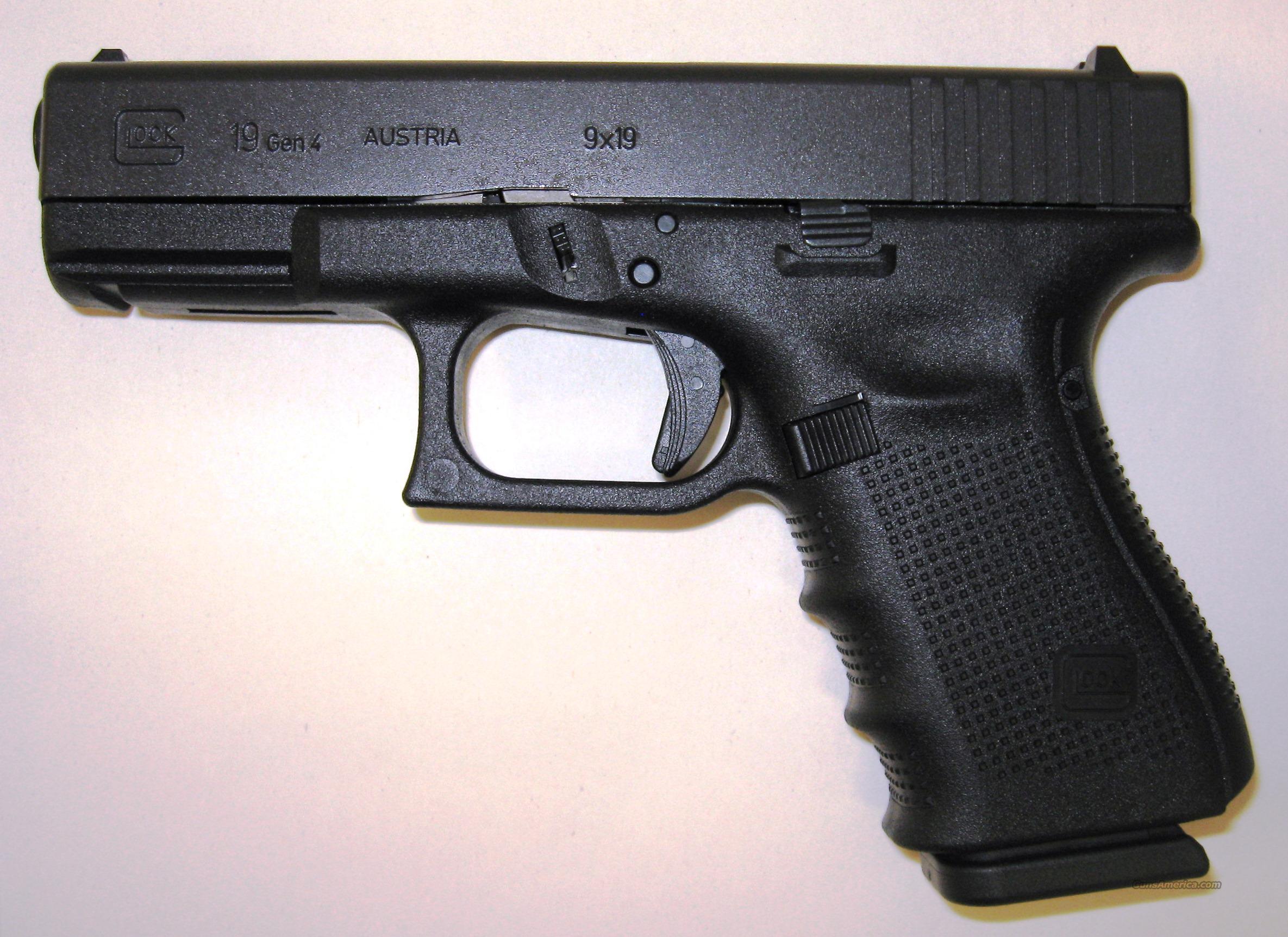 Glock 19 Gen 4 Black for sale at Gunsamerica.com: 927046154