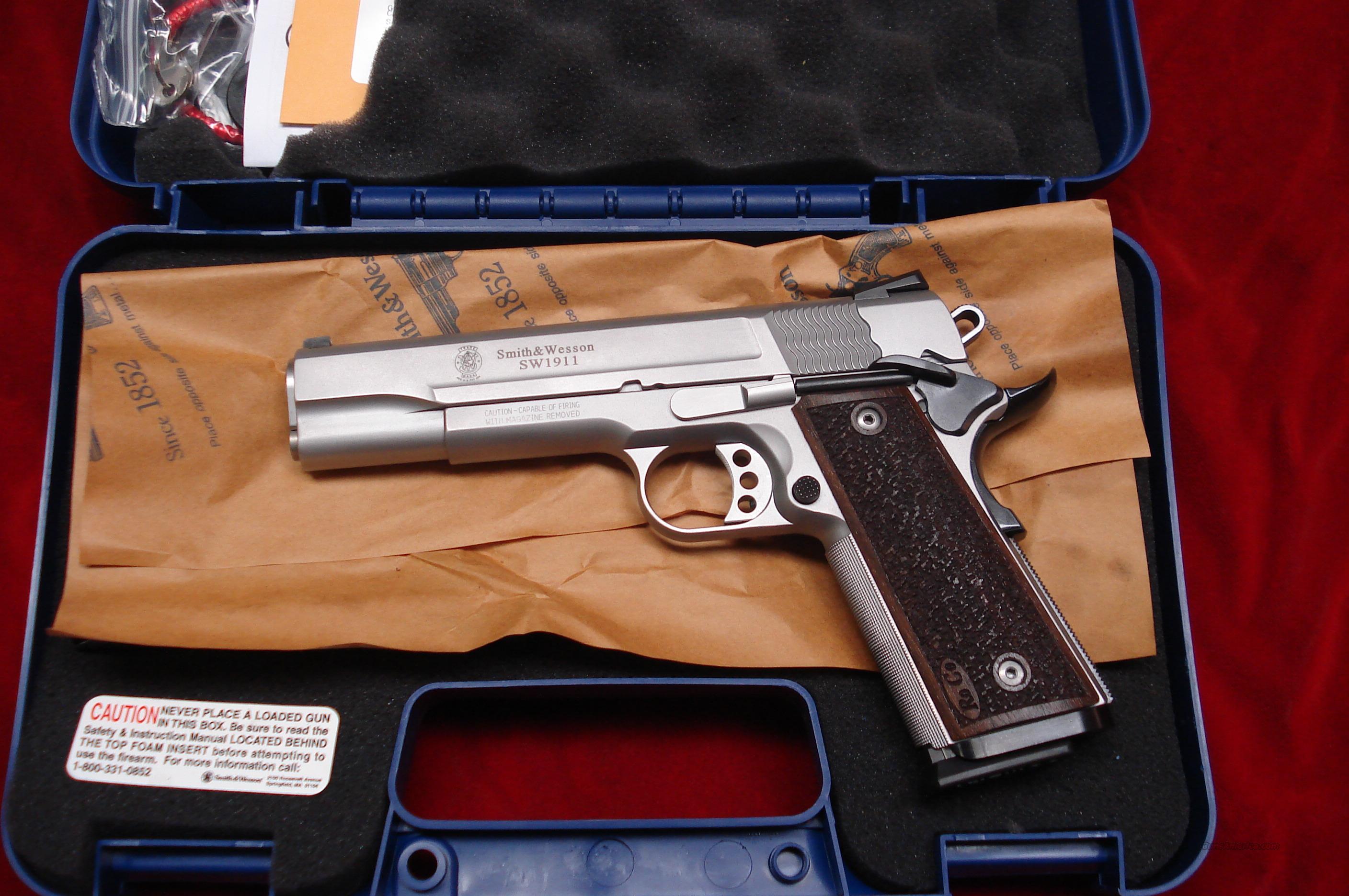 SMITH AND WESSON SW1911 PRO SERIES ... for sale at Gunsamerica.com ...