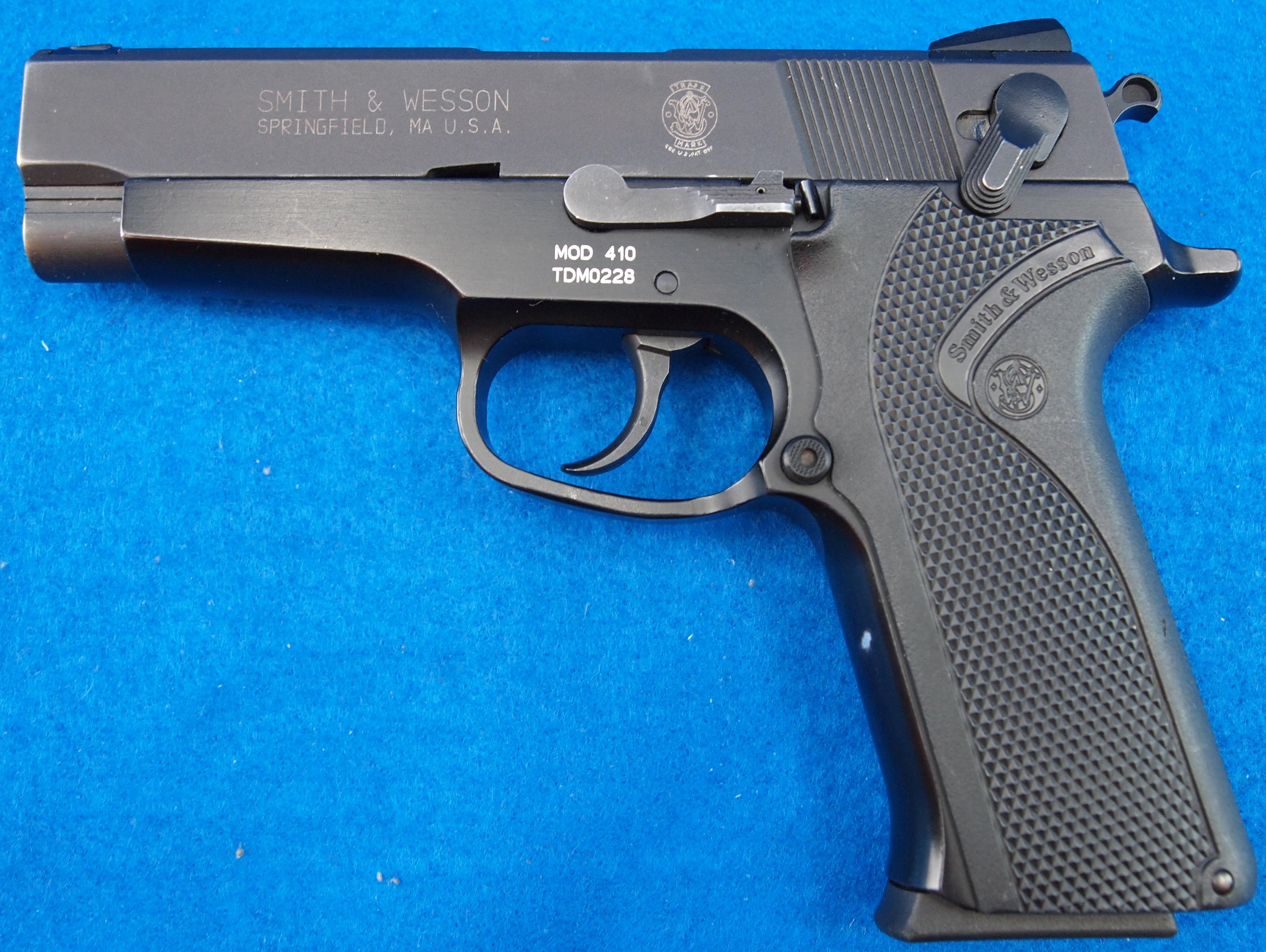 Smith & Wesson Model 410 .40 S&W for sale at Gunsamerica.com: 972524568