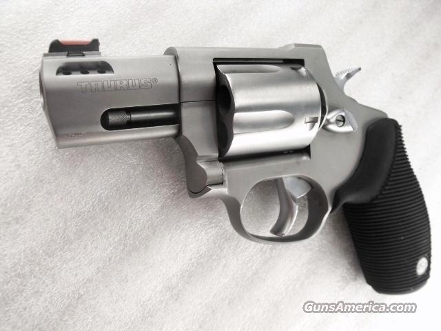 Taurus 44 Magnum Snub Nose
