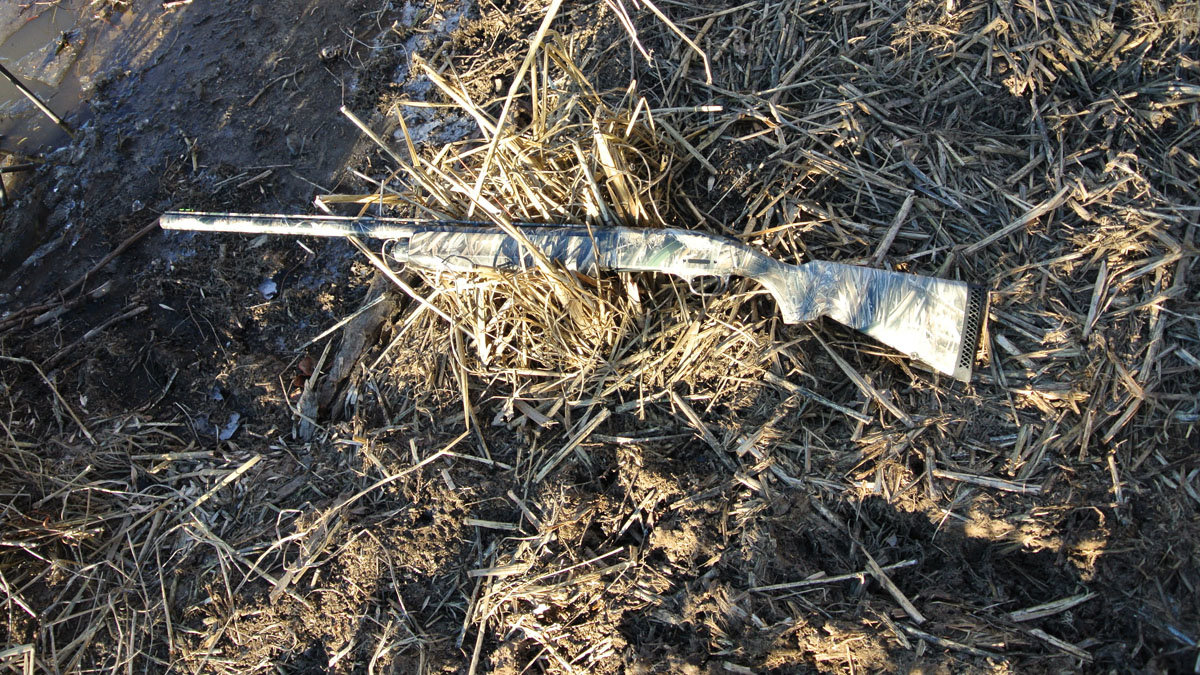 The New Mossberg Duck Commander Line: Duck Guns Worthy of Duck Dynasty