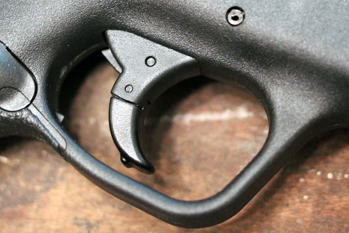 The Smith & Wesson Shield- 9mm Gun Review