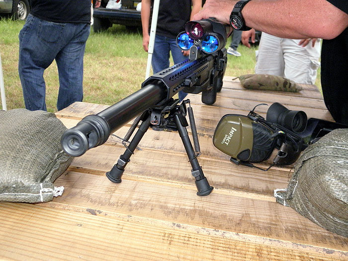 TrackingPoint Review - 70% First Hit Sniper Accuracy at 1,000 Yards!