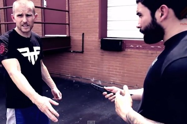 Tips for Surviving Knife Fight