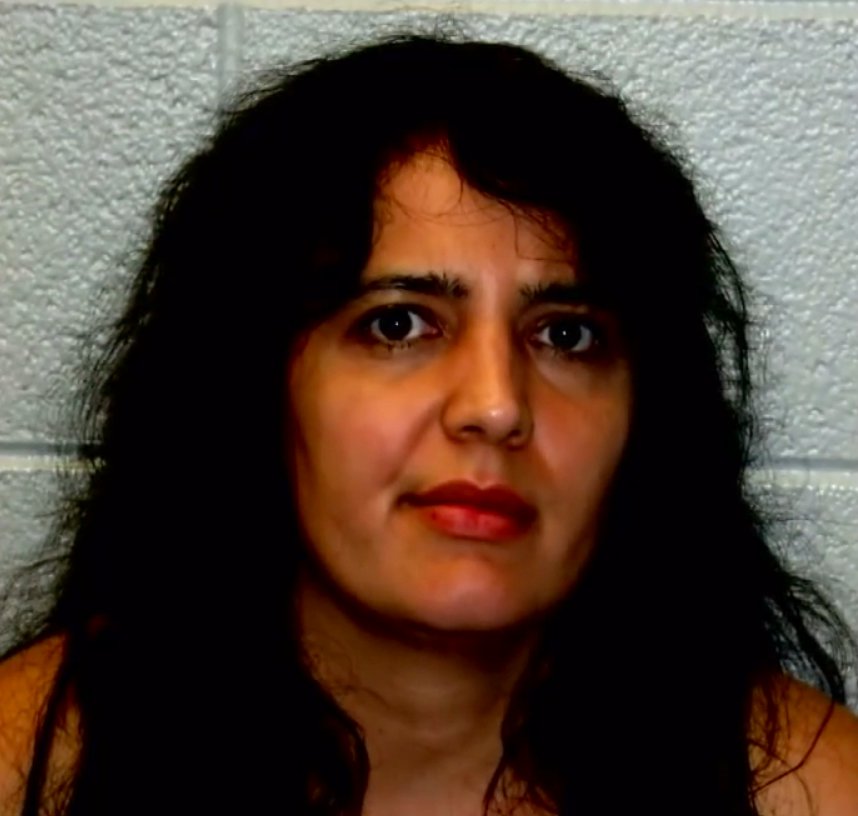 Kelly McGillis Gets Her Gun after Assault