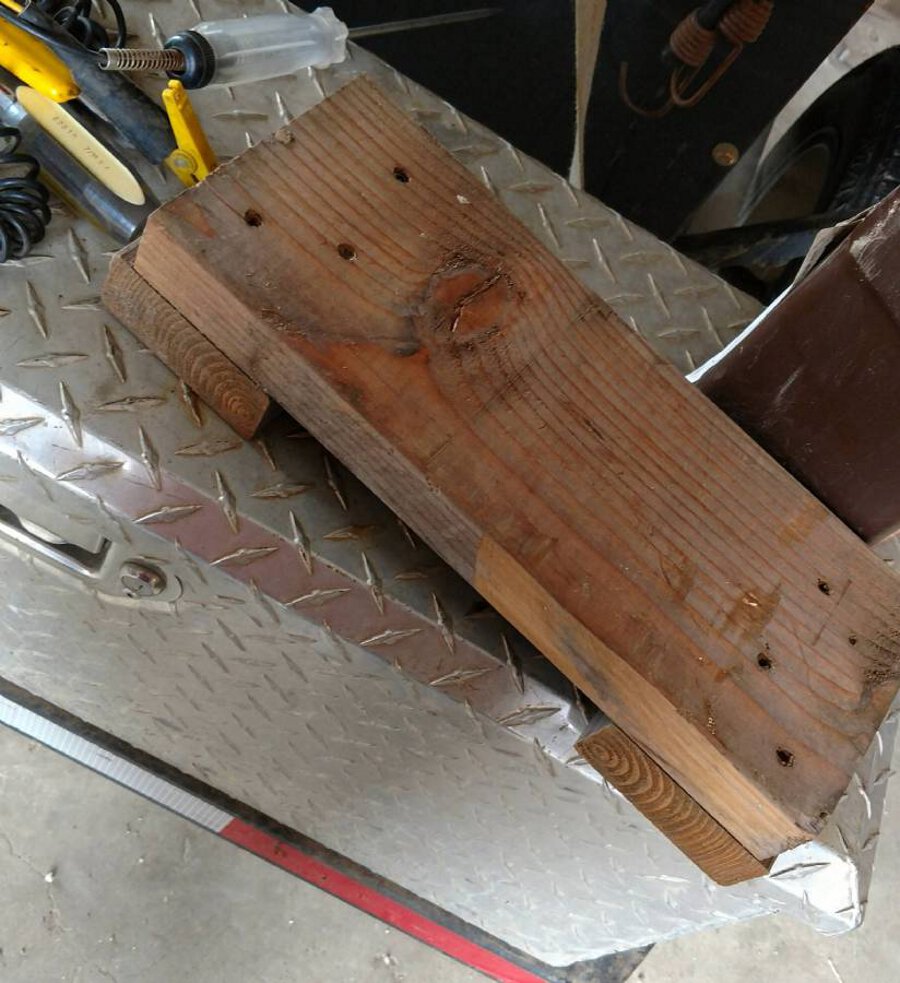 Check out this Post-Apocalyptic AR Build!