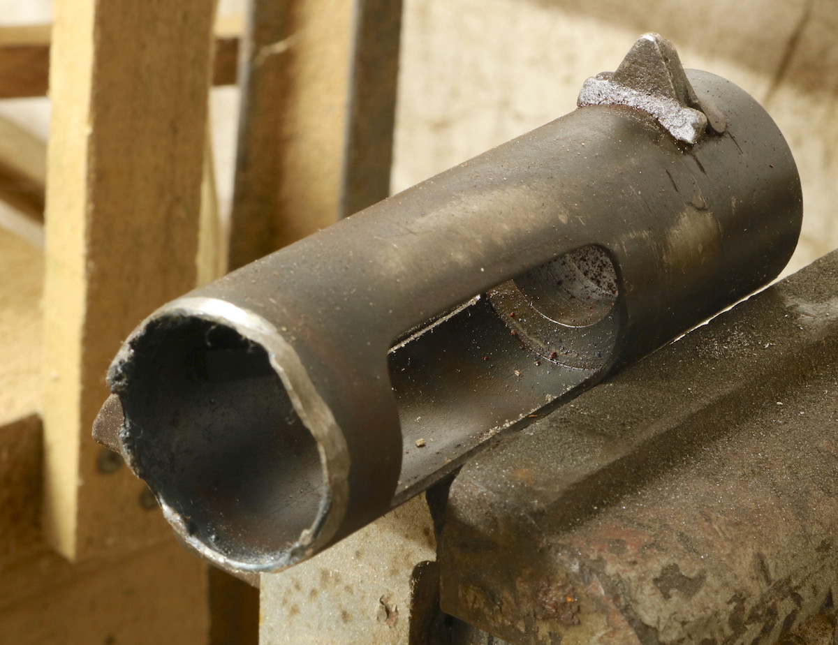DIY MK IIS Sten Gun: The Ultimate Vintage World War II Homebuilt