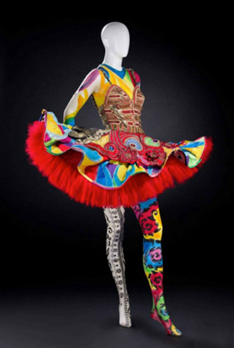 Fashion Fatale: The Assassination of Gianni Versace & The Taurus PT-100 ...