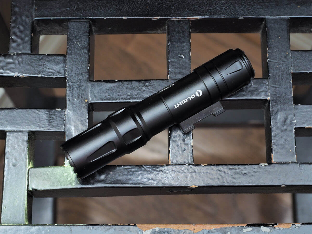 2,000 Lumen Weapon light from Olight - Odin Full Review