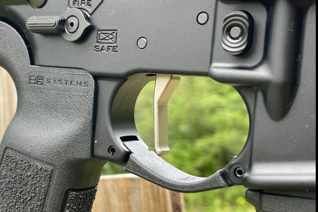 Springfield SAINT Victor with LAW Tactical Folder Reviewed!