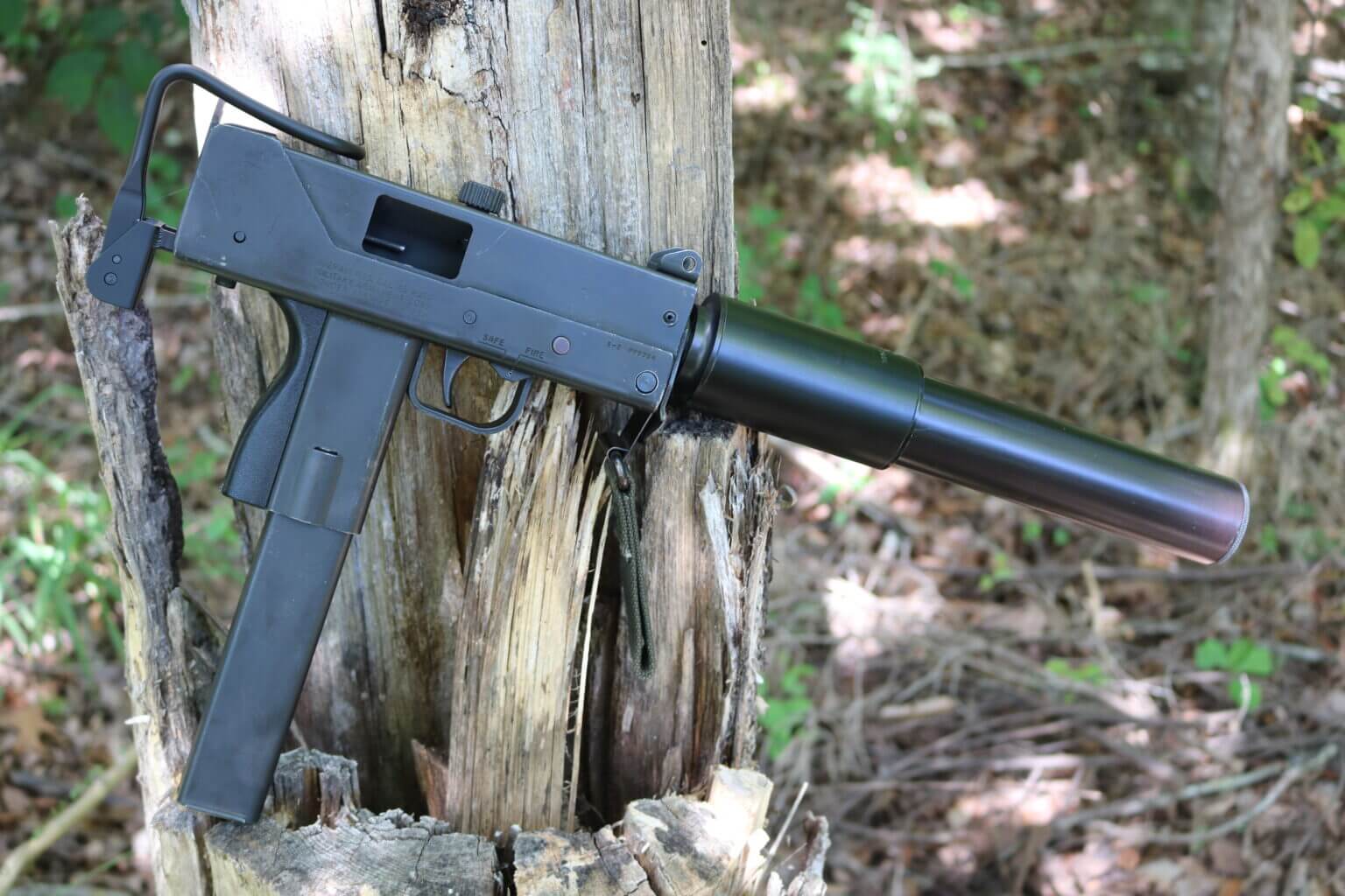 Dr Dabbs: MAC-10 At Work And Play In the Demise of Barry Seal