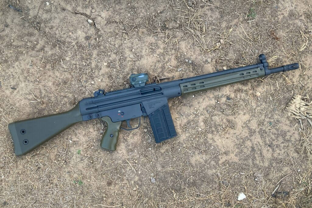 The PTR GIRK blends Cold War aesthetics with modern Features.