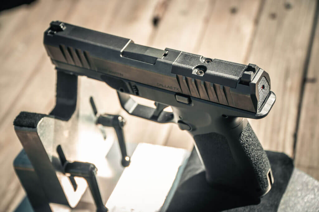 Unboxing the Rost Martin RM1C: Review and Features