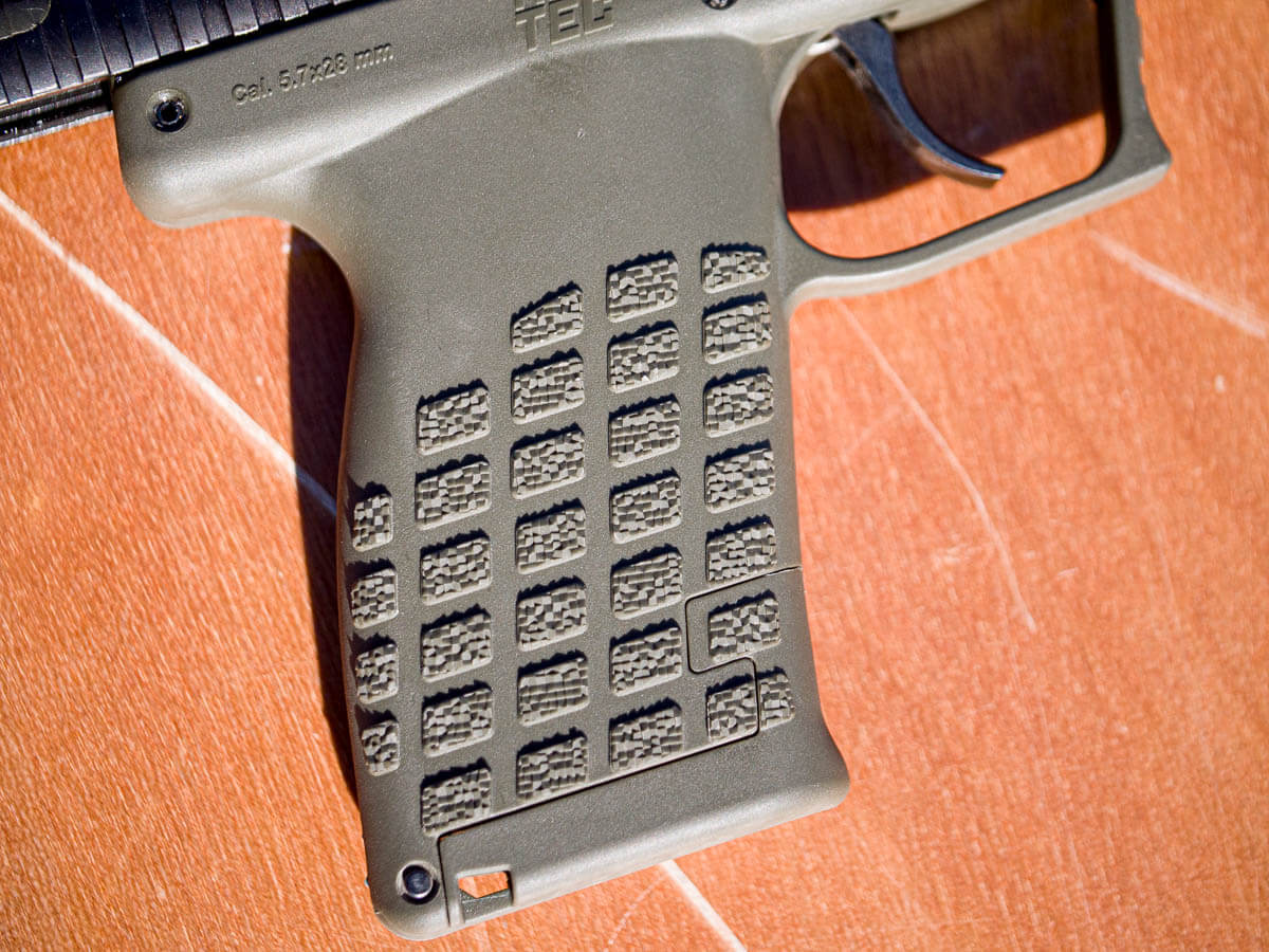 Finally! A Pistol with a CLIP! KelTec PR57