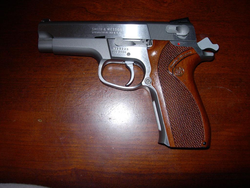 Smith & Wesson 5906 Stainless 9mm 15 shot for sale